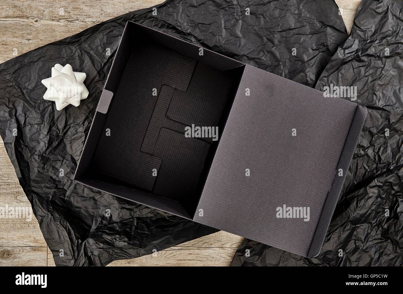 A studio photo of a black box Stock Photo - Alamy