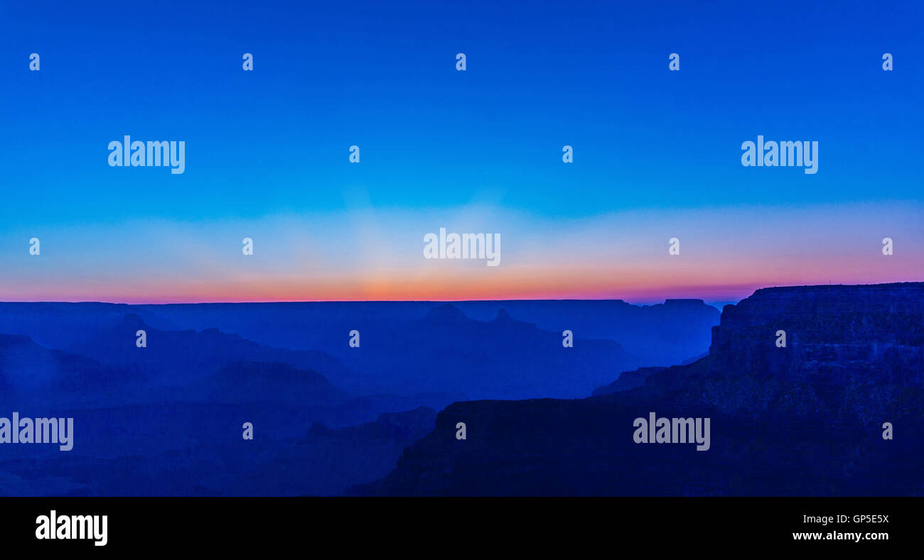 Brilliant colors of sunset hi-res stock photography and images - Alamy