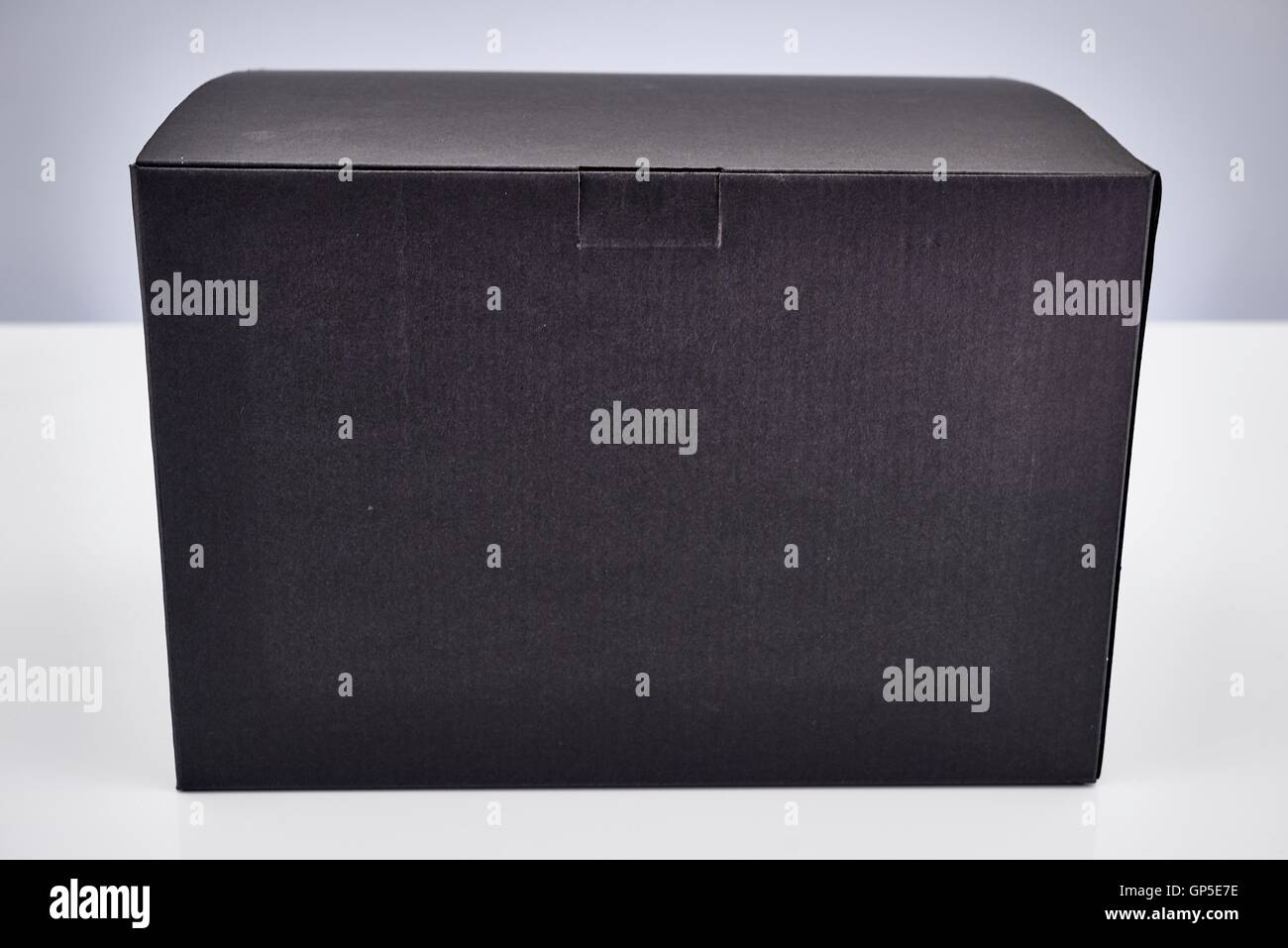 A studio photo of a black box Stock Photo - Alamy