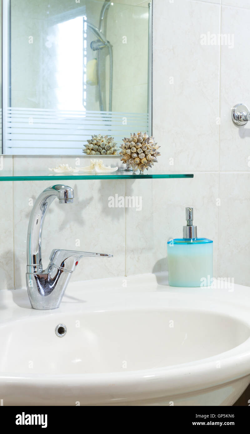 Interior home design hi-res stock photography and images - Alamy