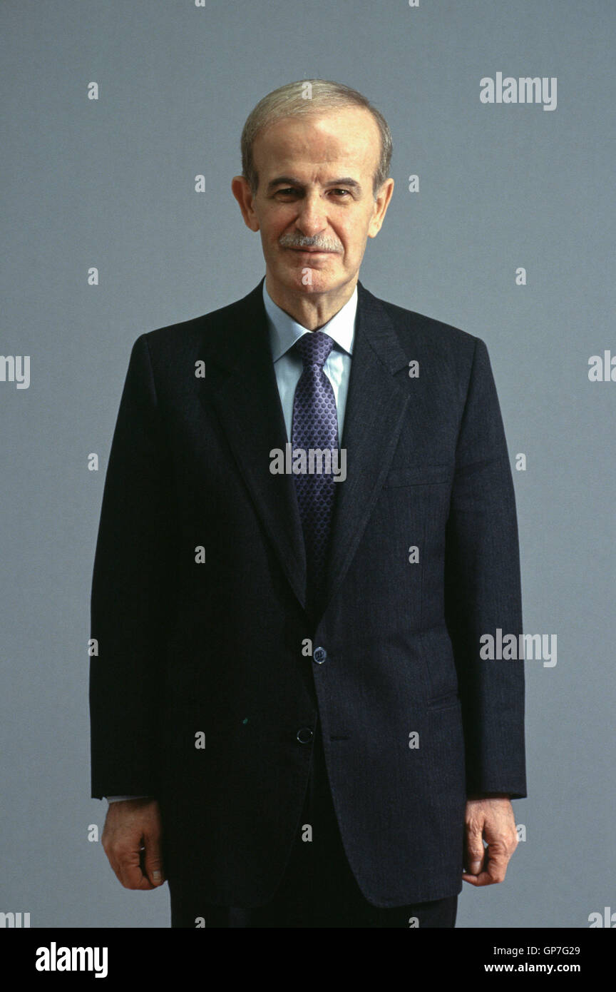 Damascus 1990s - Hafez Al Assad at the Presidential palace in Damascus ...