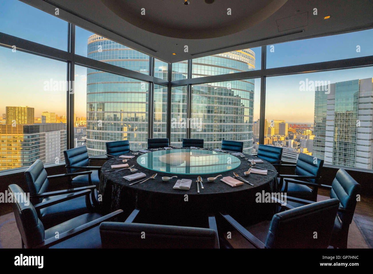 Intercontinental yokohama grand round table restaurant, tokyo, japan ...
