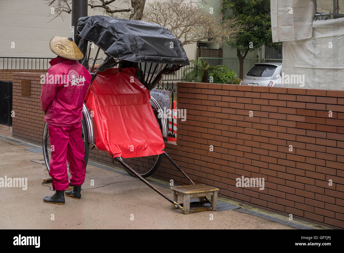 Kamakura rickshaw hi-res stock photography and images - Alamy