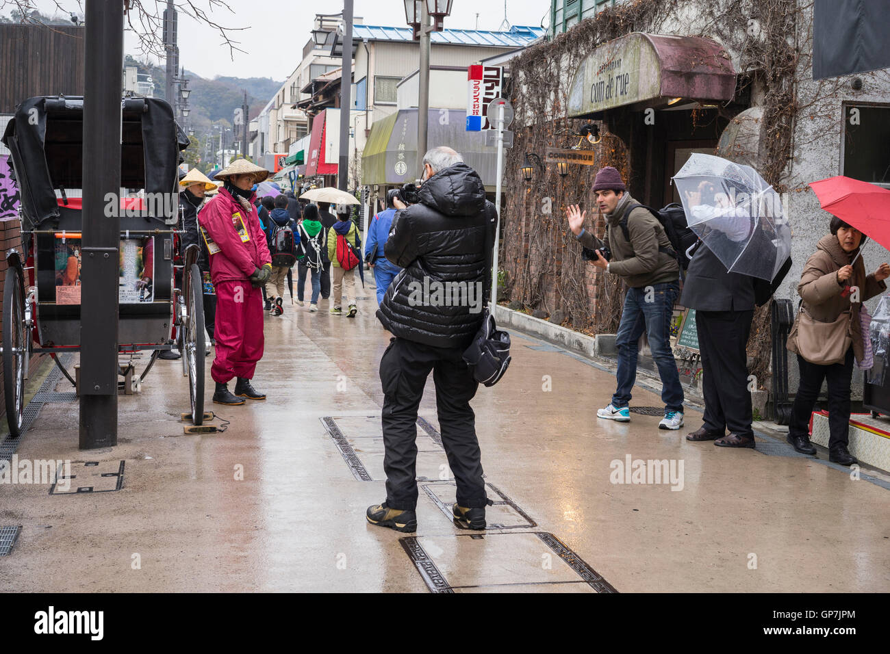 Hand rickshaw puller, kamakura, japan Stock Photo - Alamy
