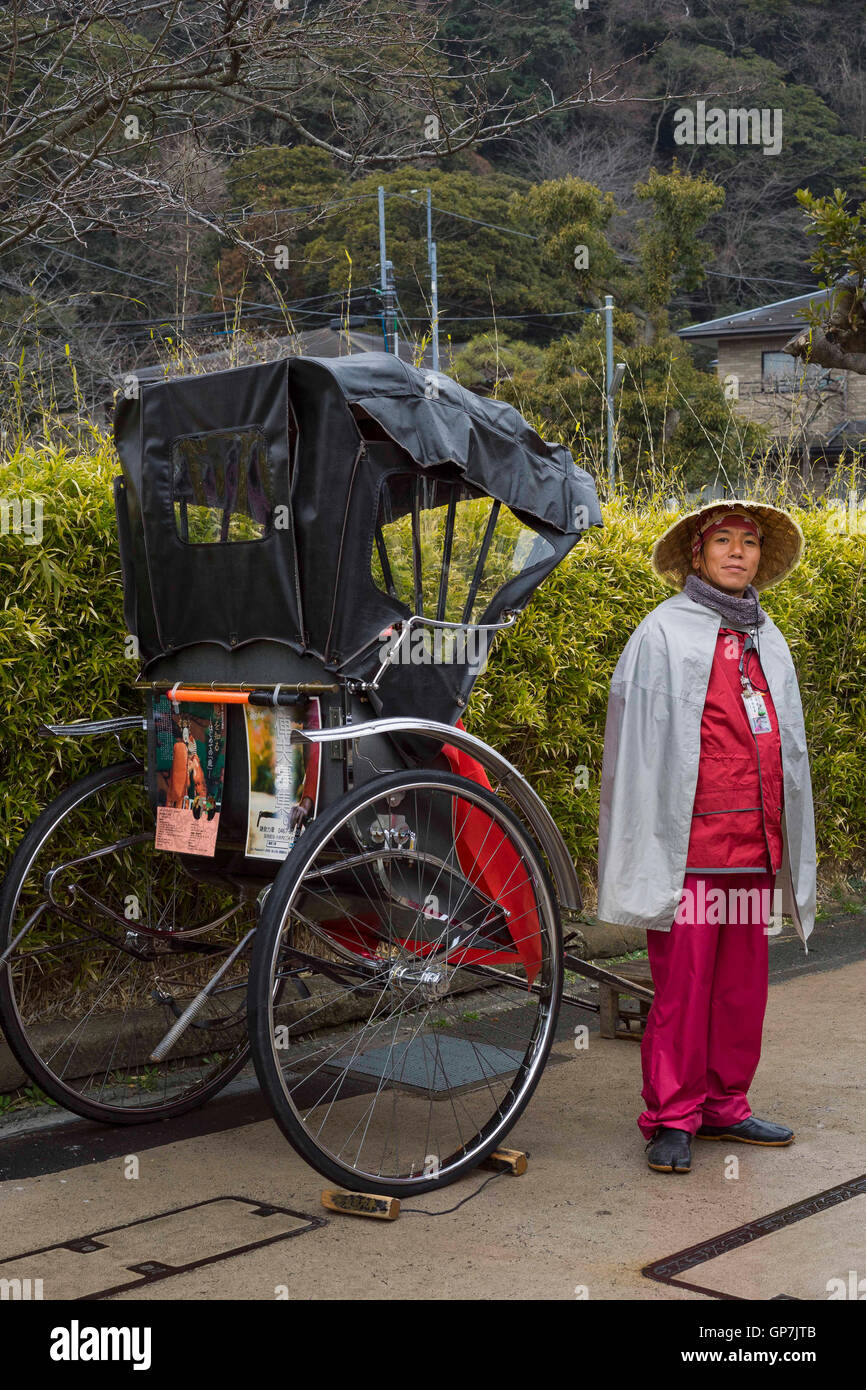 Hand rickshaw puller, kamakura, japan Stock Photo - Alamy