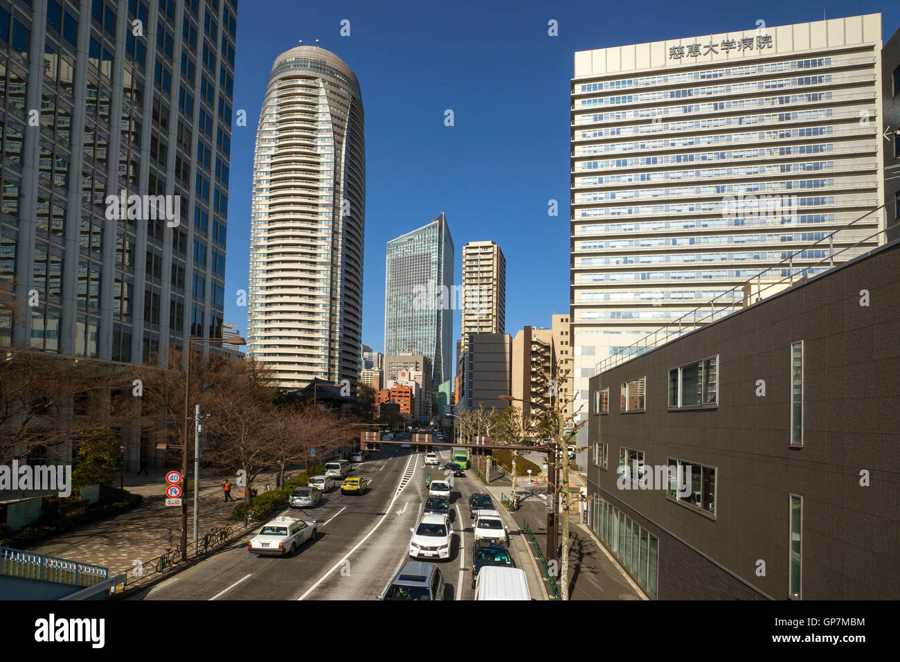 Tokyo streetlights hi-res stock photography and images - Alamy
