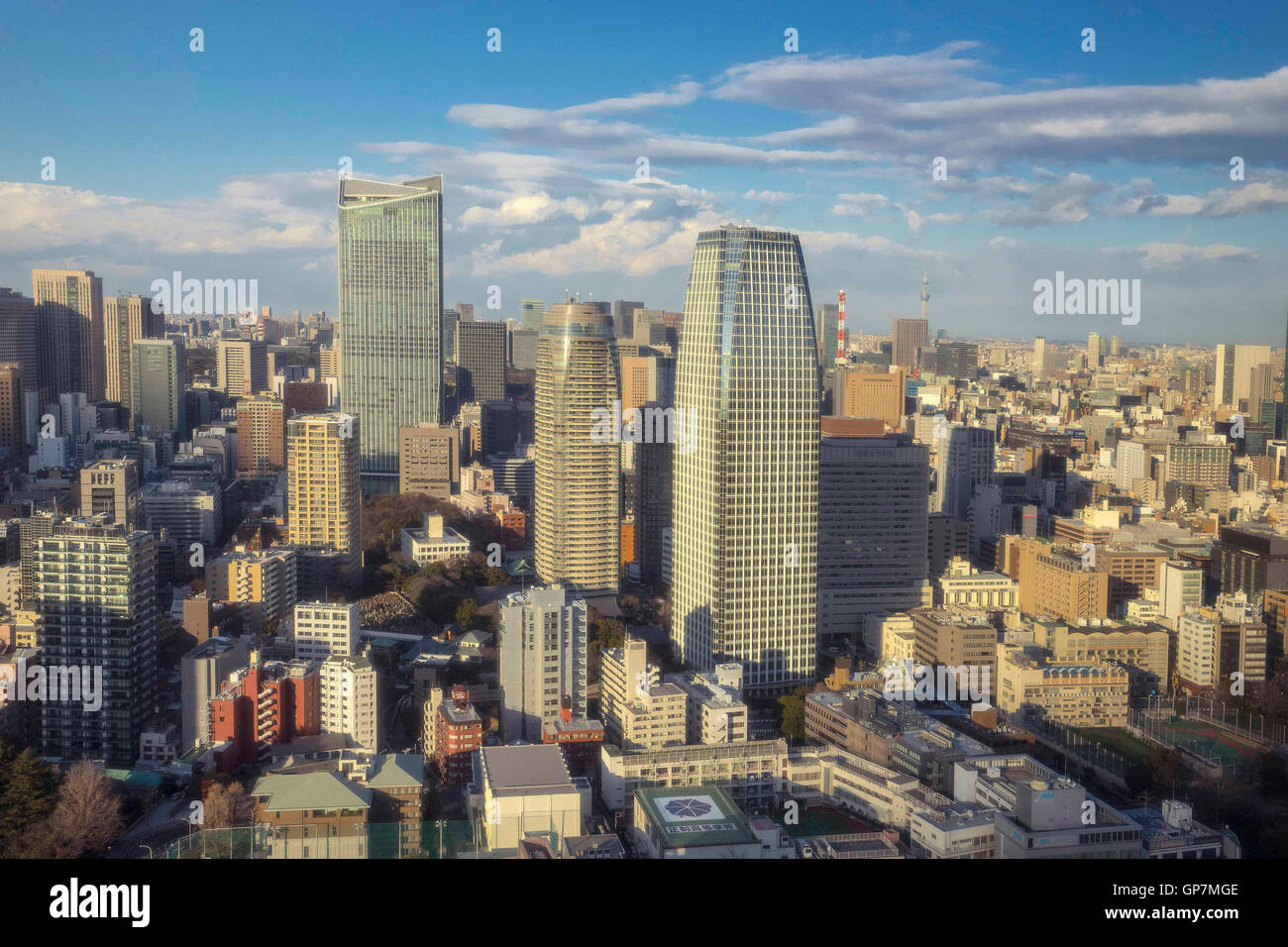 High rise, tokyo, japan Stock Photo - Alamy