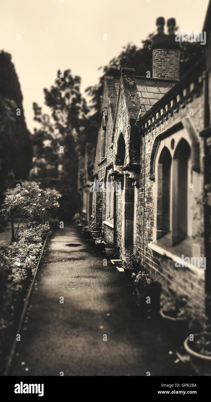 Old chimneys houses hi-res stock photography and images - Alamy