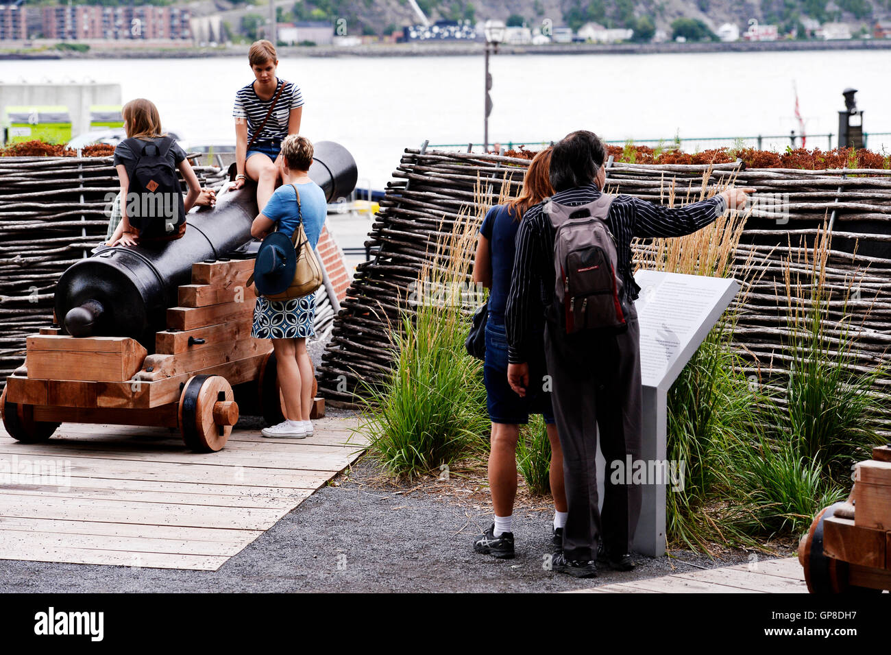 Cannon in Quebec town, Canada Stock Photo - Alamy