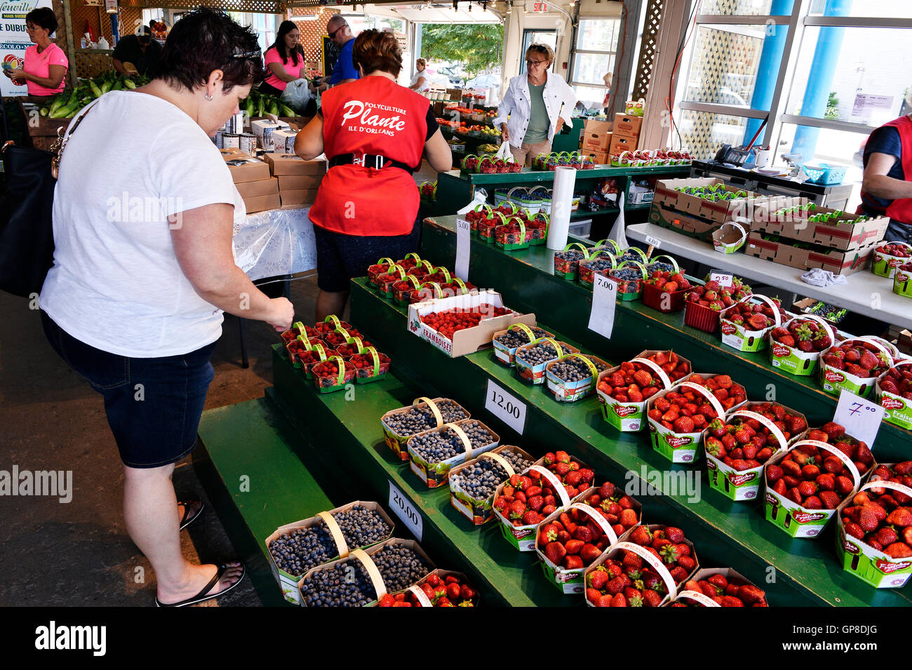 Old Port market, Quebec, Canada Stock Photo - Alamy