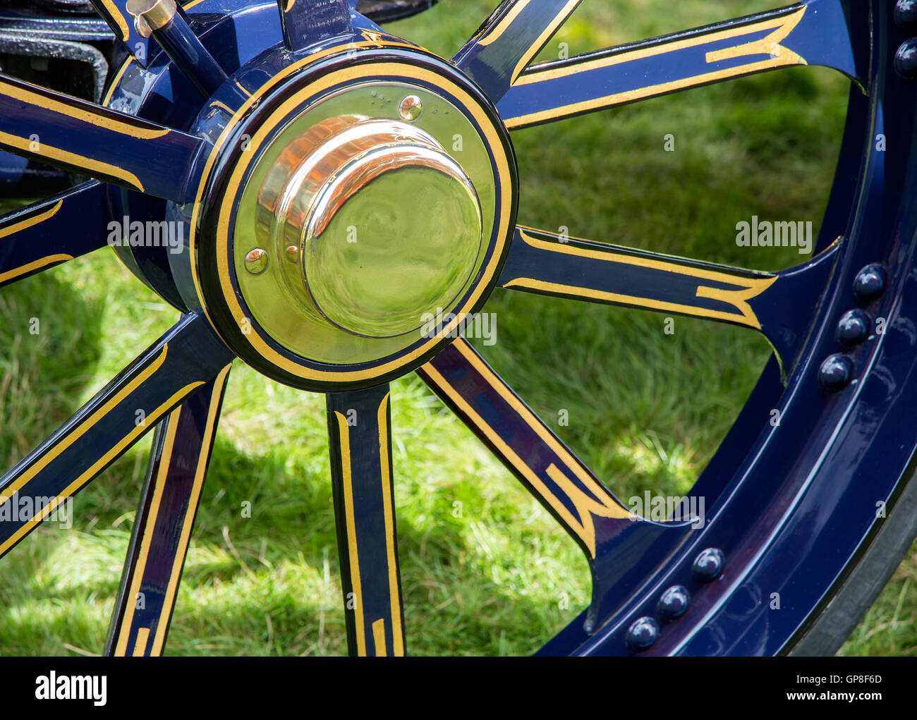 Close Up Wheel Traction Engine High Resolution Stock Photography and ...
