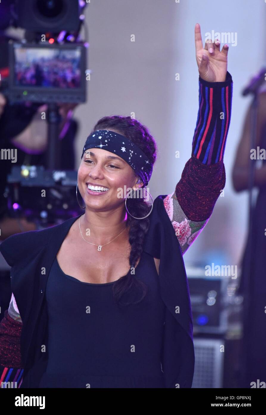 New York, NY, USA. 2nd Sep, 2016. Alicia Keys on stage for NBC Today ...