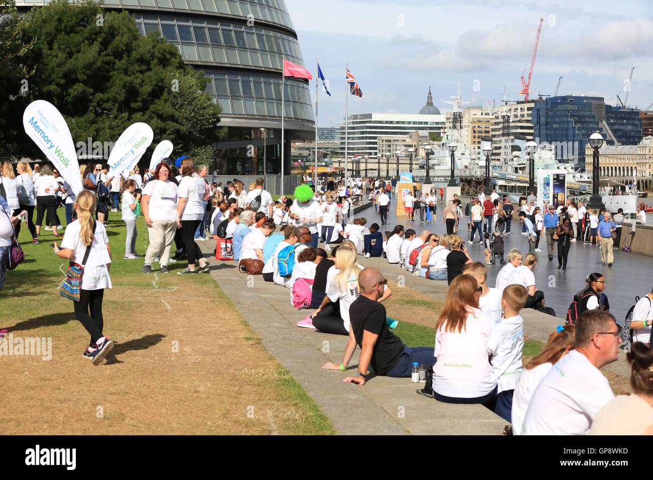 Memory walk hi-res stock photography and images - Alamy