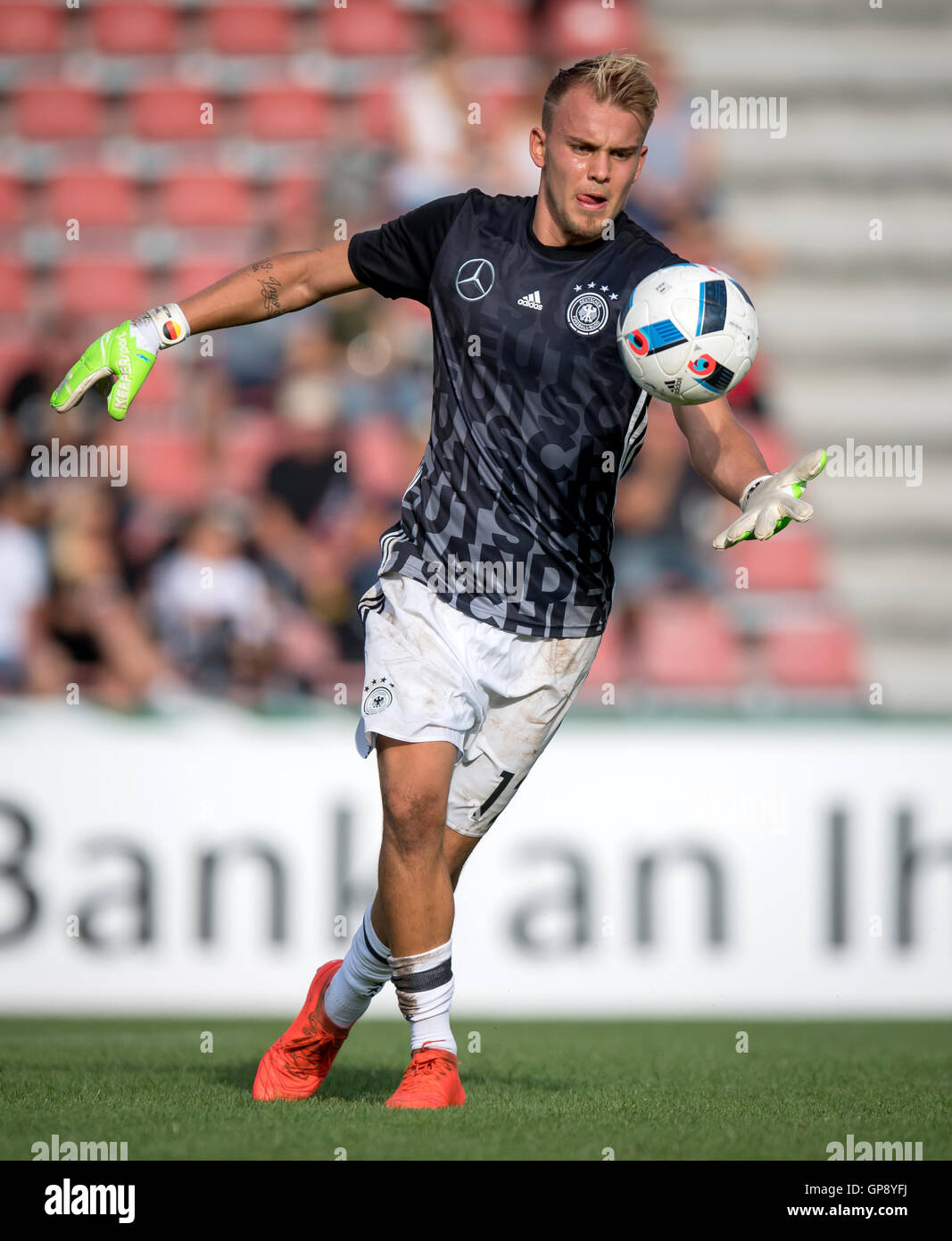 Kassel, Germany. 2nd Sep, 2016. Germany goalkeeper Timon Wellenreuther ...
