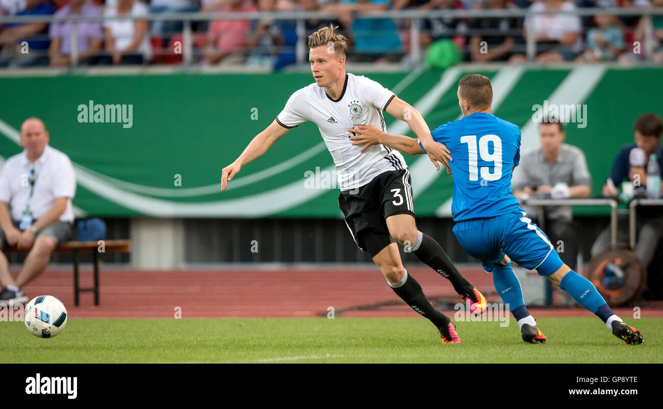 Germany's Yannick Gerhardt and Slovakia's Nicolas Spalek compete for ...