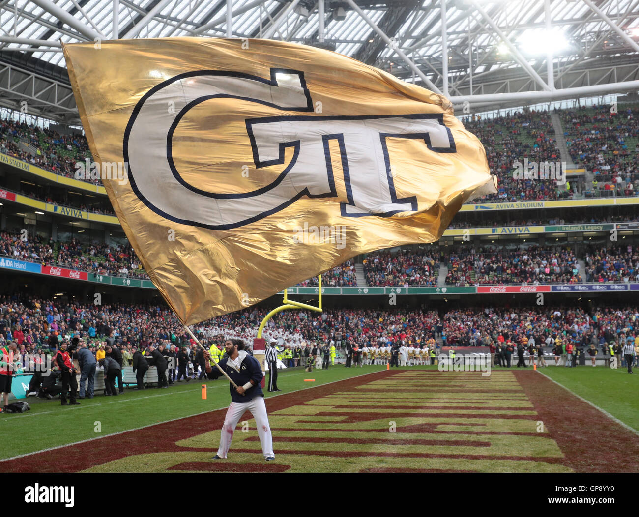Celebrate tech hi-res stock photography and images - Alamy