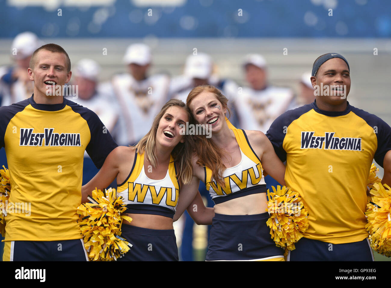 Morgantown, West Virginia, USA. 3rd Sep, 2016. The WVU cheerleaders ...