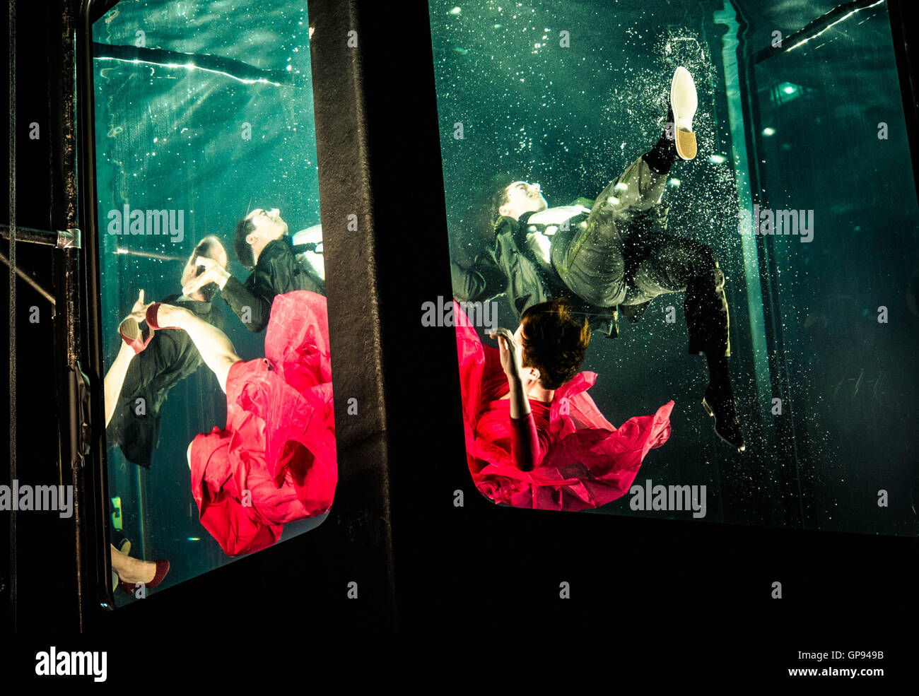 Theatrical performance underwater Stock Photo - Alamy
