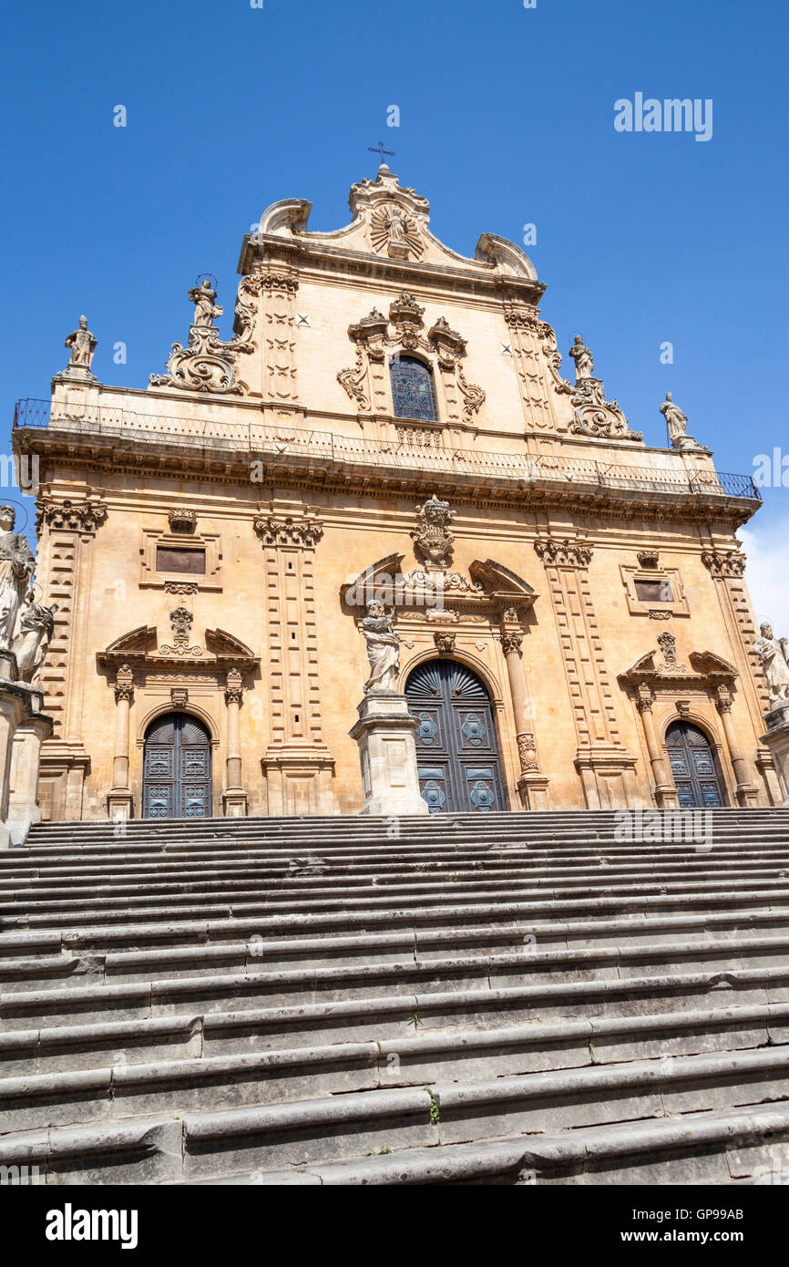 Cattedrale di san pietro hi-res stock photography and images - Alamy