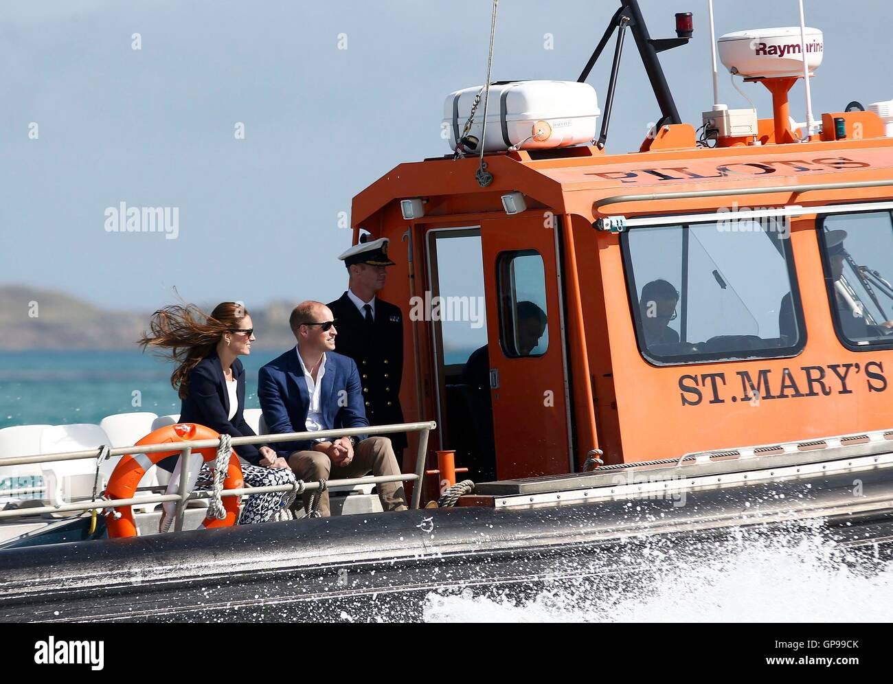 The Duke and Duchess of Cambridge travel by boat to St Martins, after ...