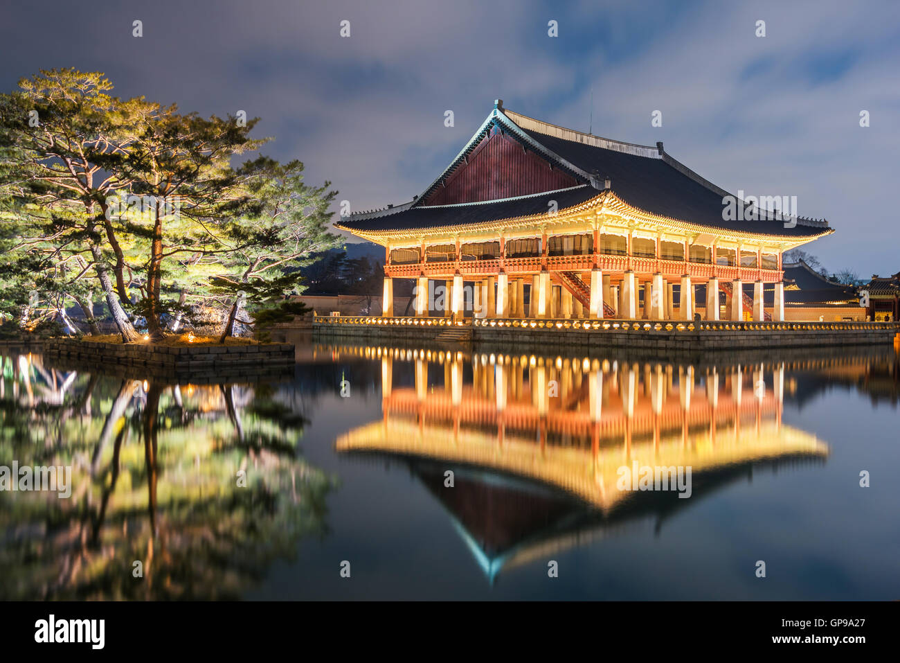 Gyeongbok palace in seoul city hi-res stock photography and images - Alamy