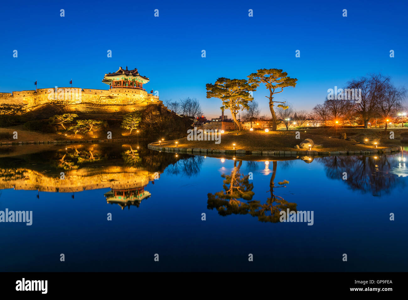 Suwon, south korea hi-res stock photography and images - Alamy