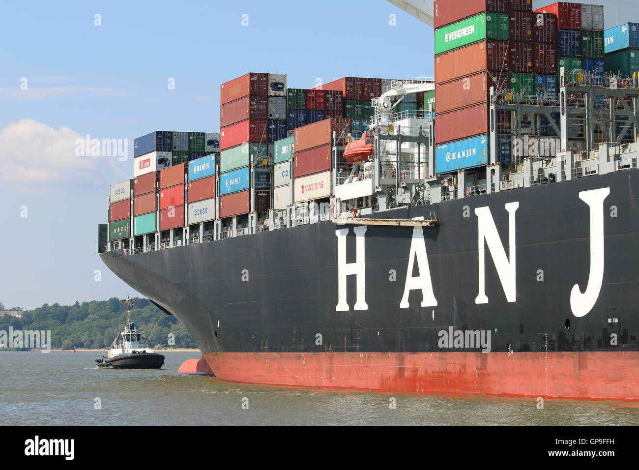 Containership owned by bankrupt Korean shipping line Hanjin Stock Photo ...