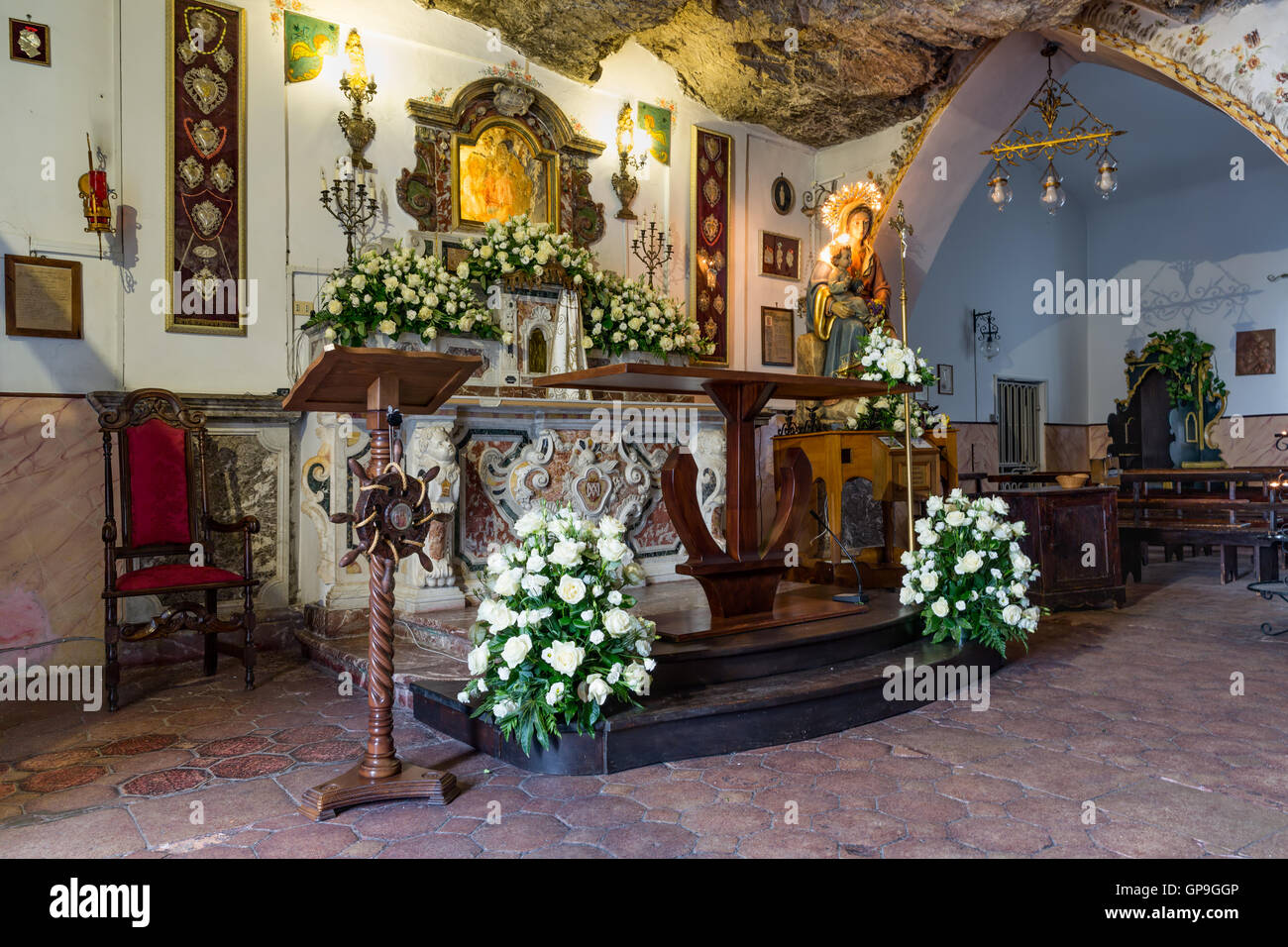 Chiesa santa maria della rocca hi-res stock photography and images - Alamy