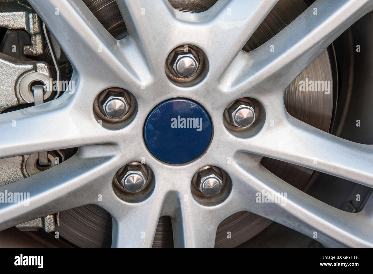 Hub and spoke hi-res stock photography and images - Alamy