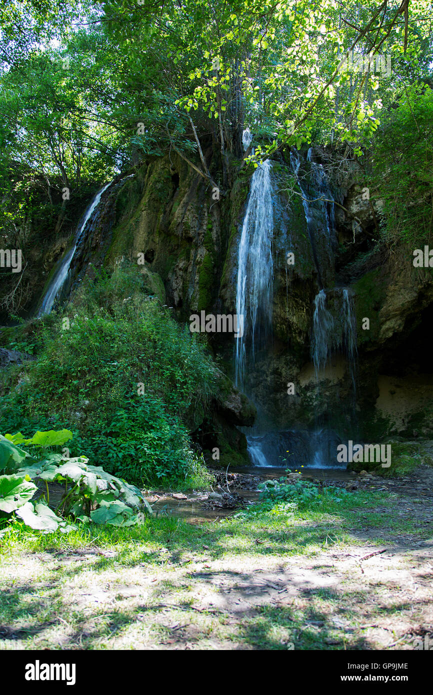 Cascade water view hi-res stock photography and images - Alamy