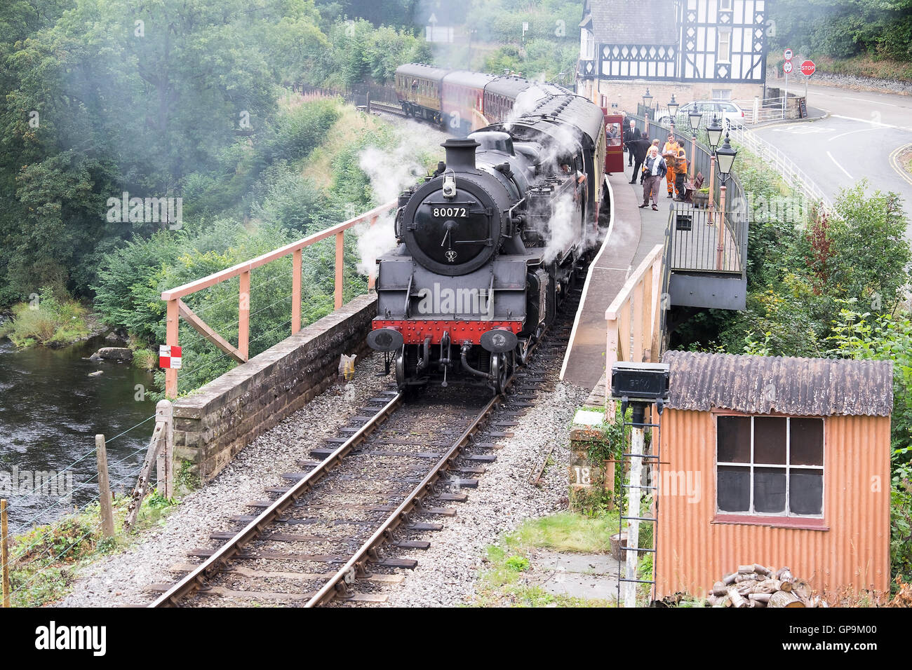 Steam Train at Corwen Station on the Llangollen Heritage Railway Stock ...