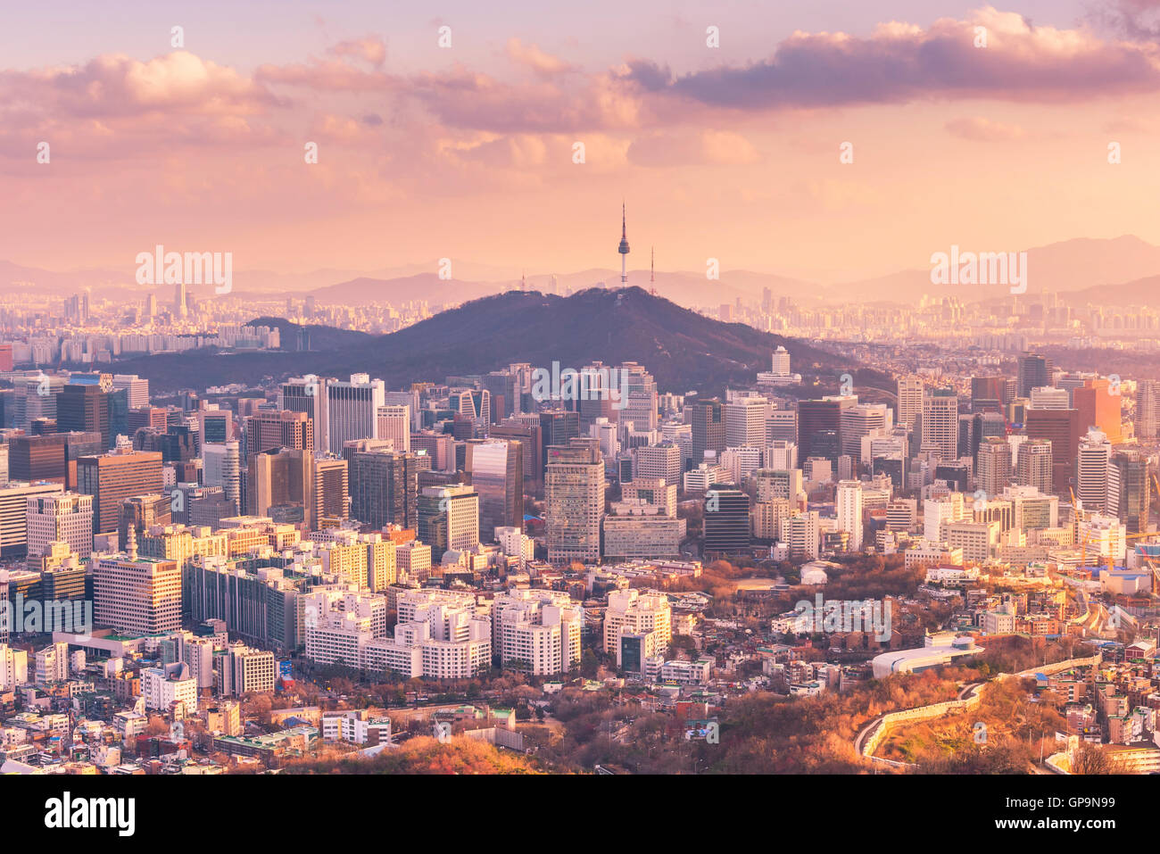 Sunset of Seoul City Skyline, The best view of South Korea Stock Photo ...