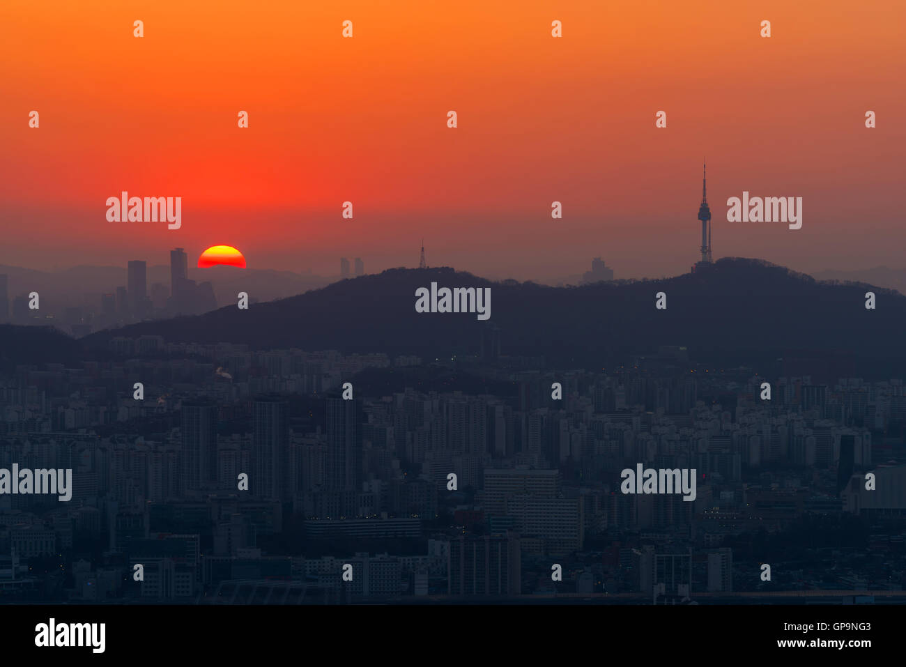 Korea,Sunset of Seoul City Skyline, The best view of South Korea Stock ...