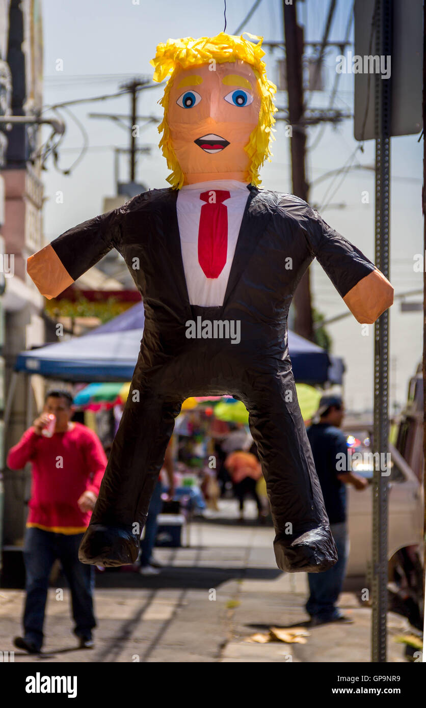 Donald Trump Pinata Stock Photo - Alamy