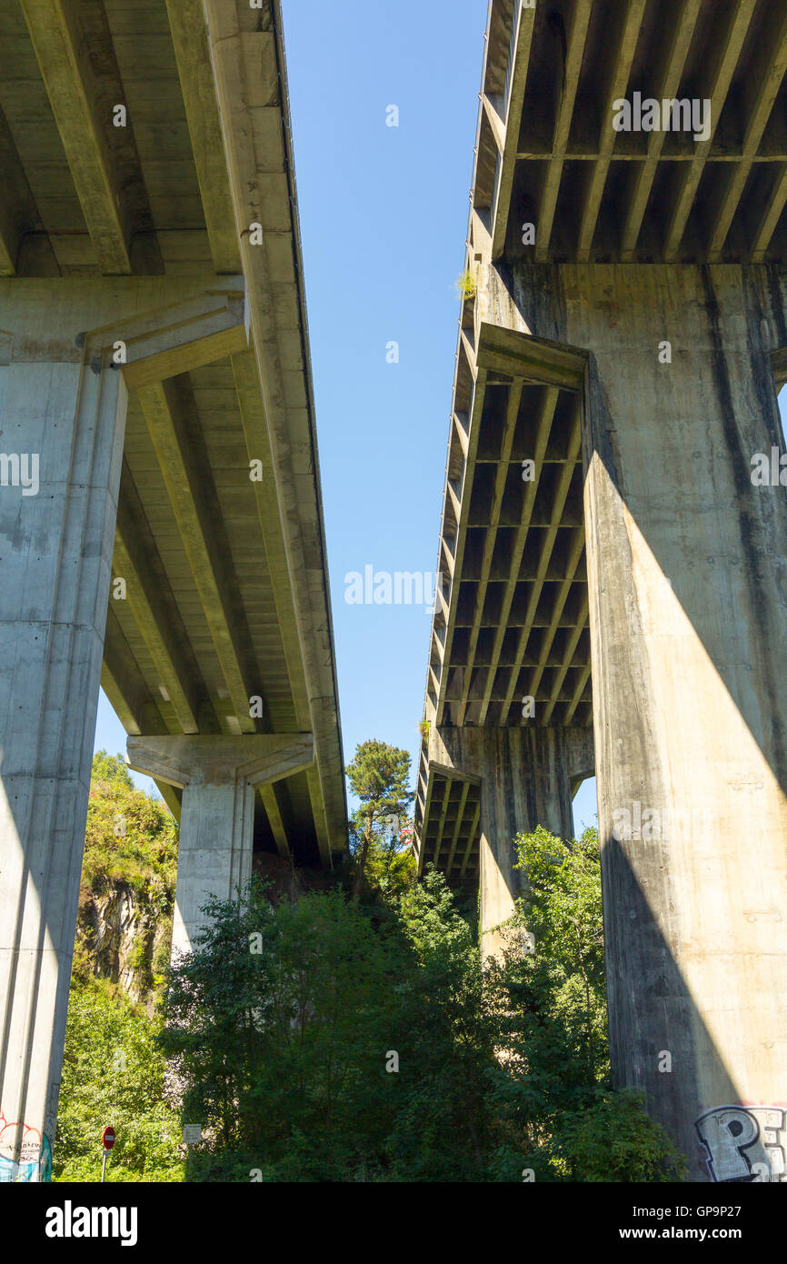 Double bridge wooden supports high Stock Photo - Alamy
