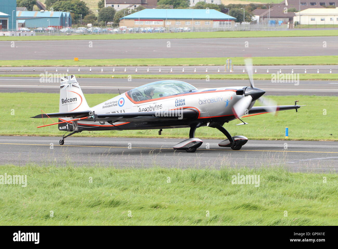 Extra 300 plane hi-res stock photography and images - Alamy