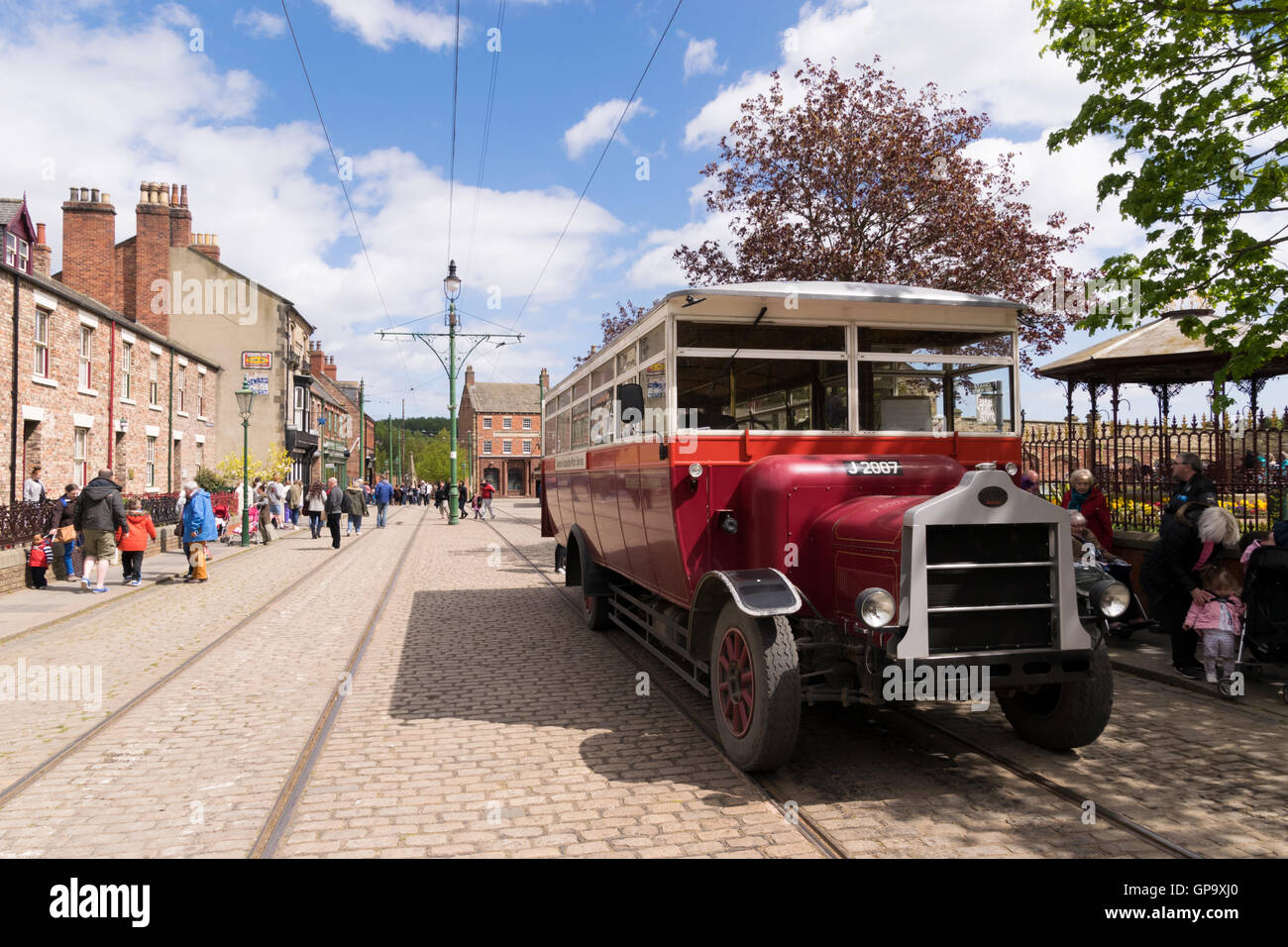 Old bus hi-res stock photography and images - Alamy