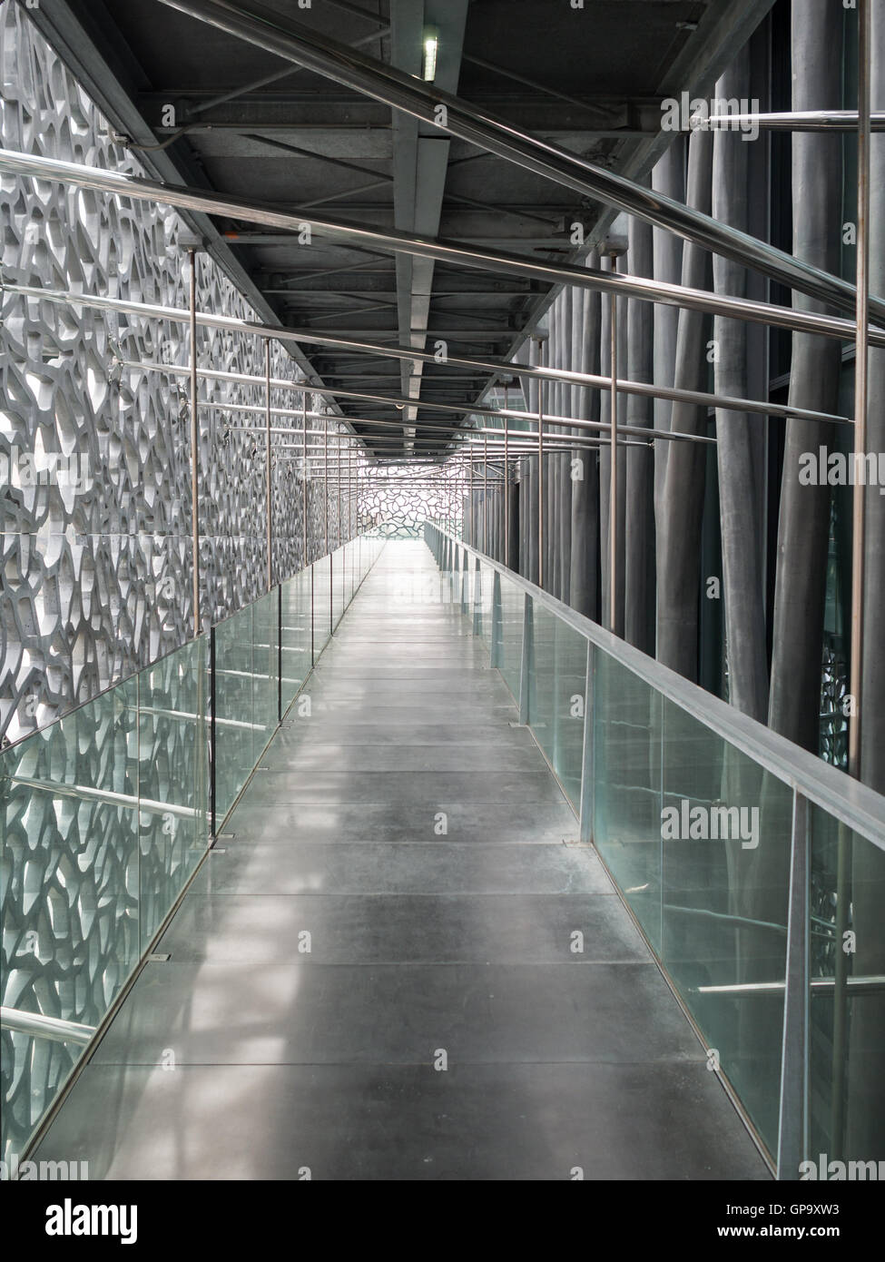 Mucem museum building hi-res stock photography and images - Alamy