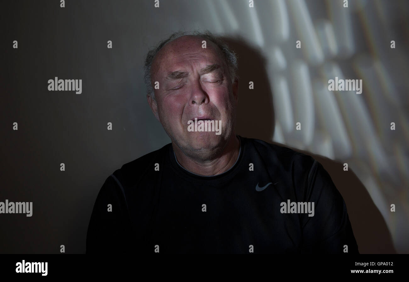 Crying man hi-res stock photography and images - Alamy