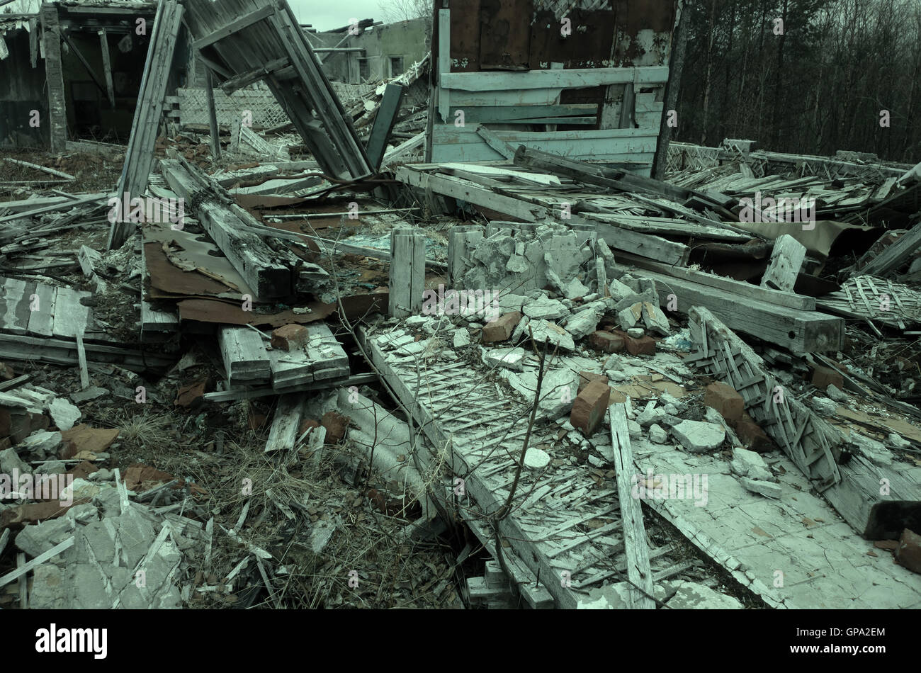 Demolished building remnant hi-res stock photography and images - Alamy