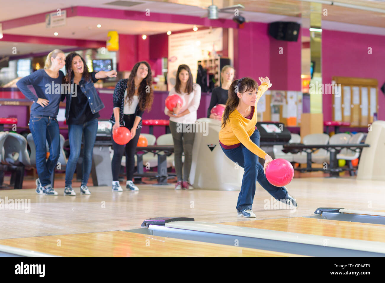 professional bowler in the center Stock Photo - Alamy