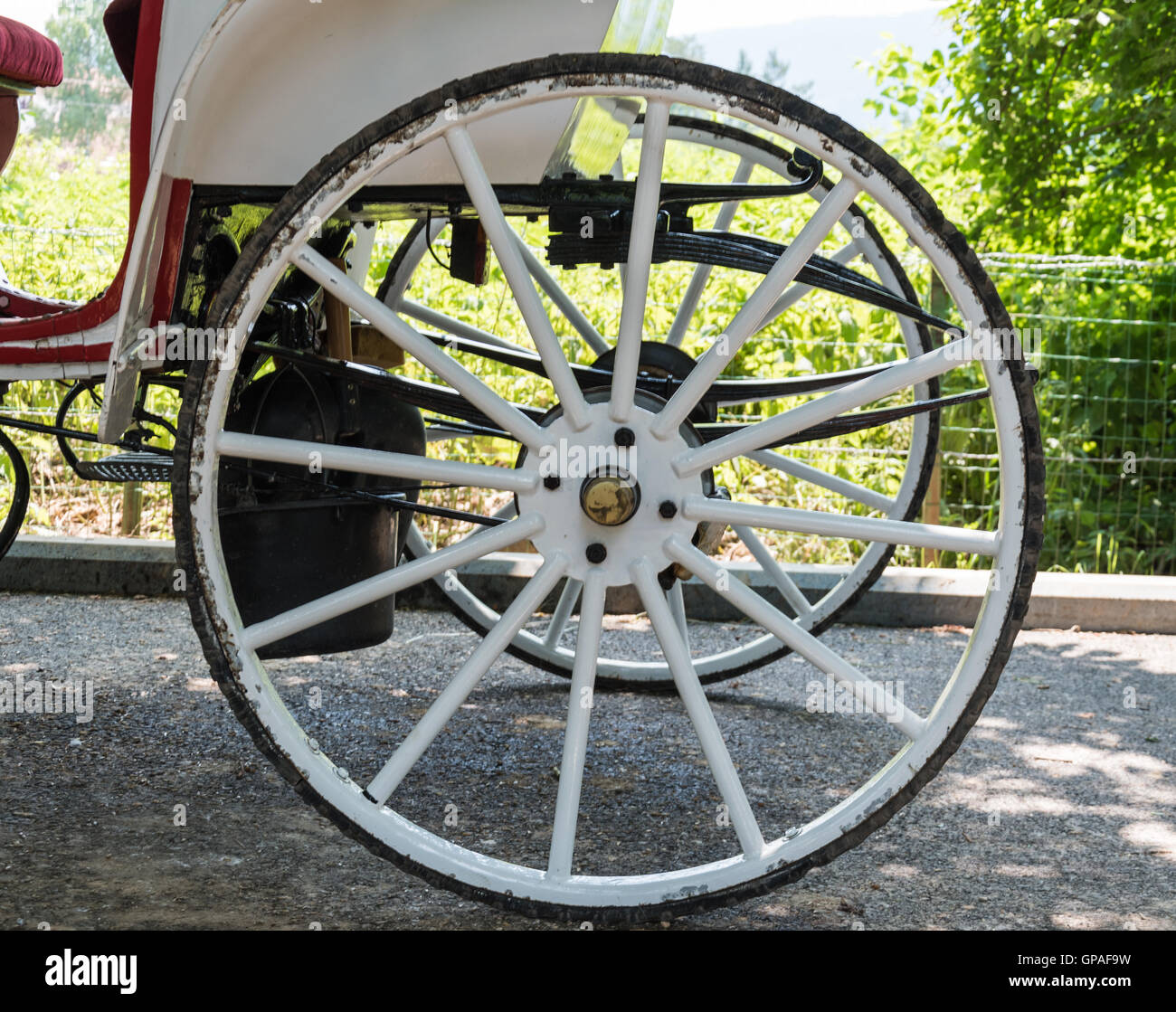 Carriage wheel hi-res stock photography and images - Alamy