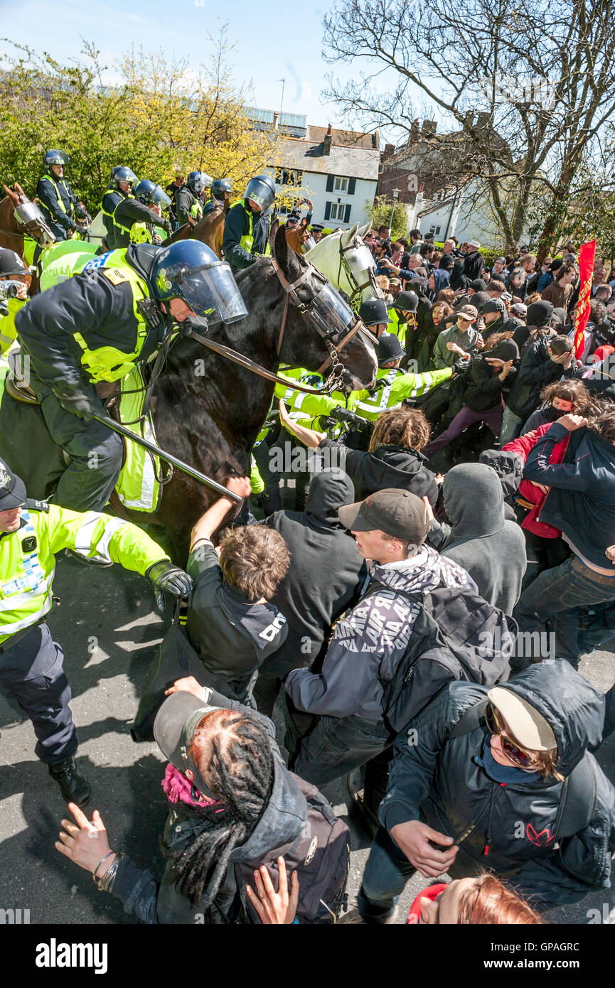 English defence hi-res stock photography and images - Alamy