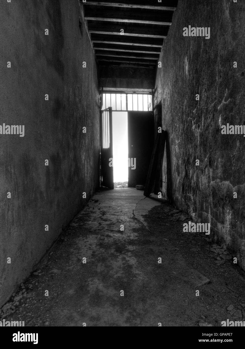 Exit dark hi-res stock photography and images - Alamy