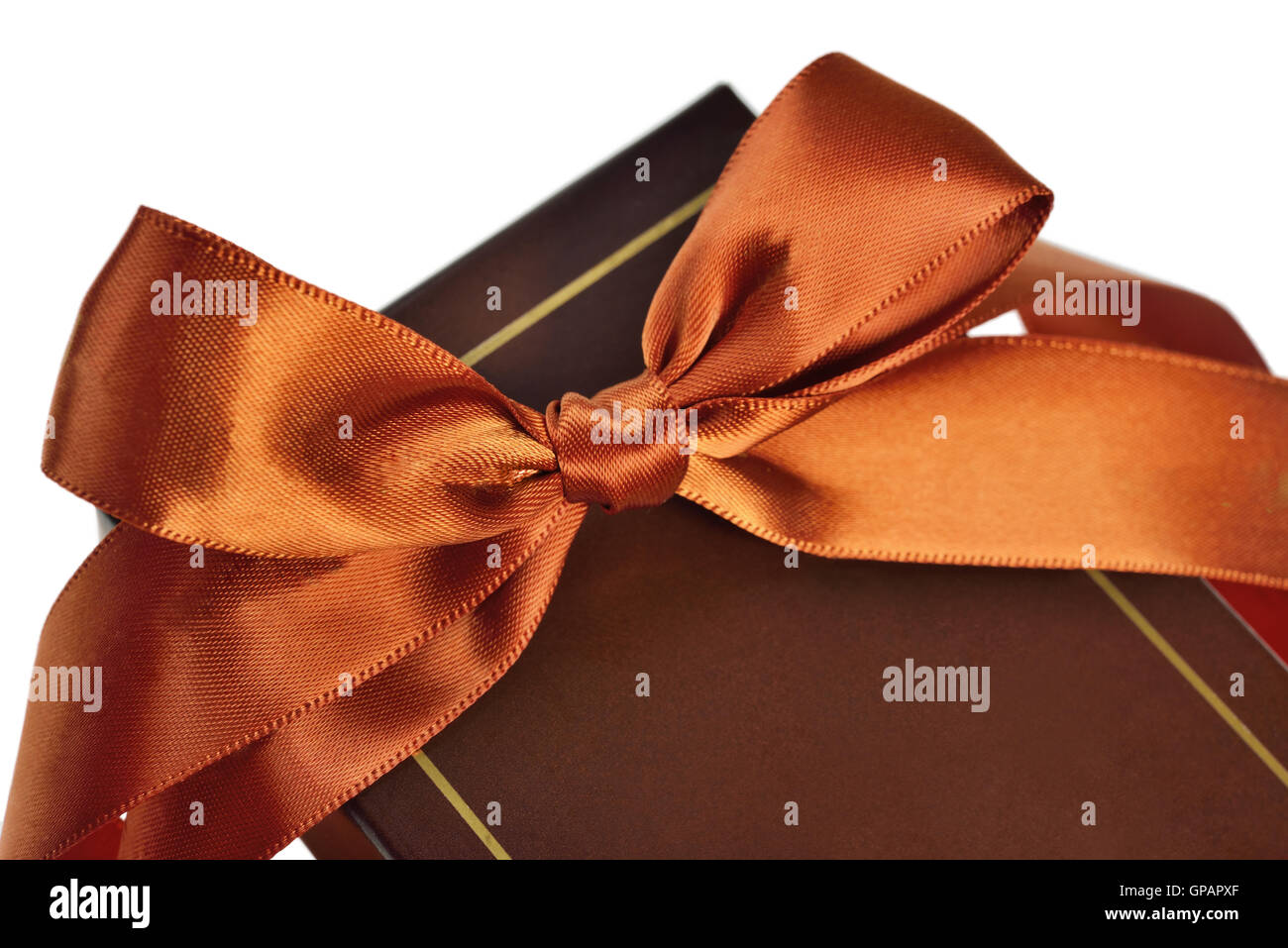 Gift box with ribbon and bow Stock Photo - Alamy