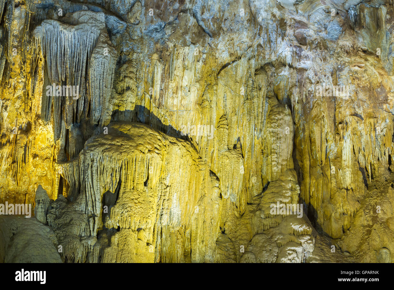 Son doong cave hi-res stock photography and images - Alamy