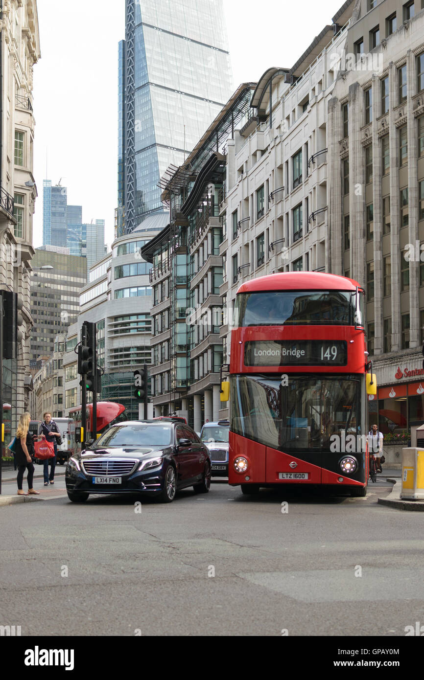 Modern british bus hi-res stock photography and images - Alamy