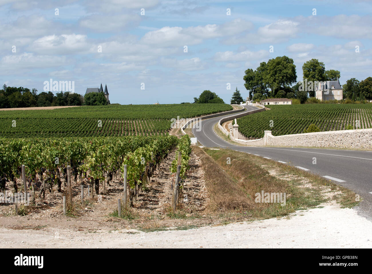 Médoc wine country hi-res stock photography and images - Alamy
