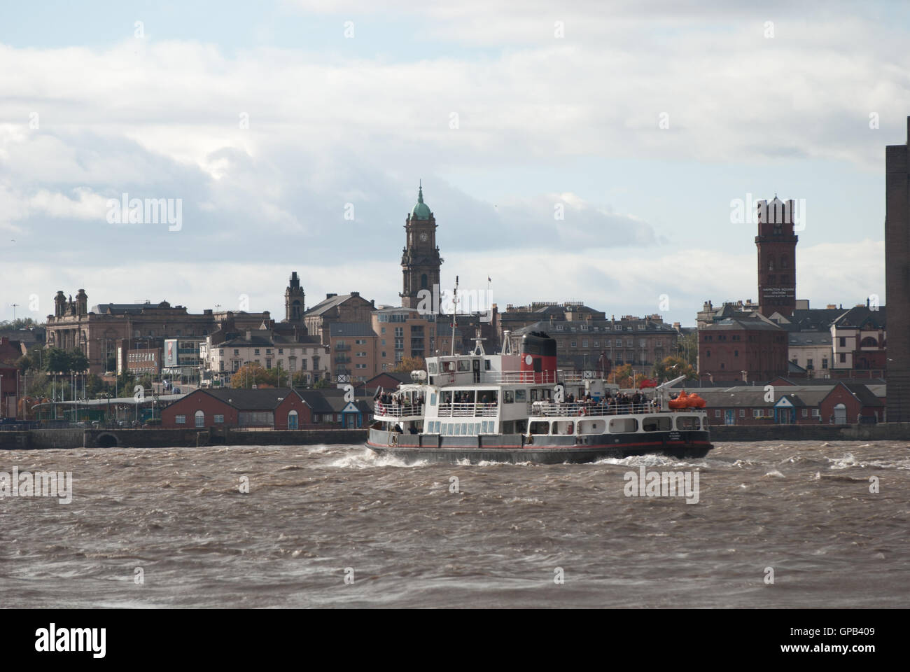 Mersey ferries hi-res stock photography and images - Alamy