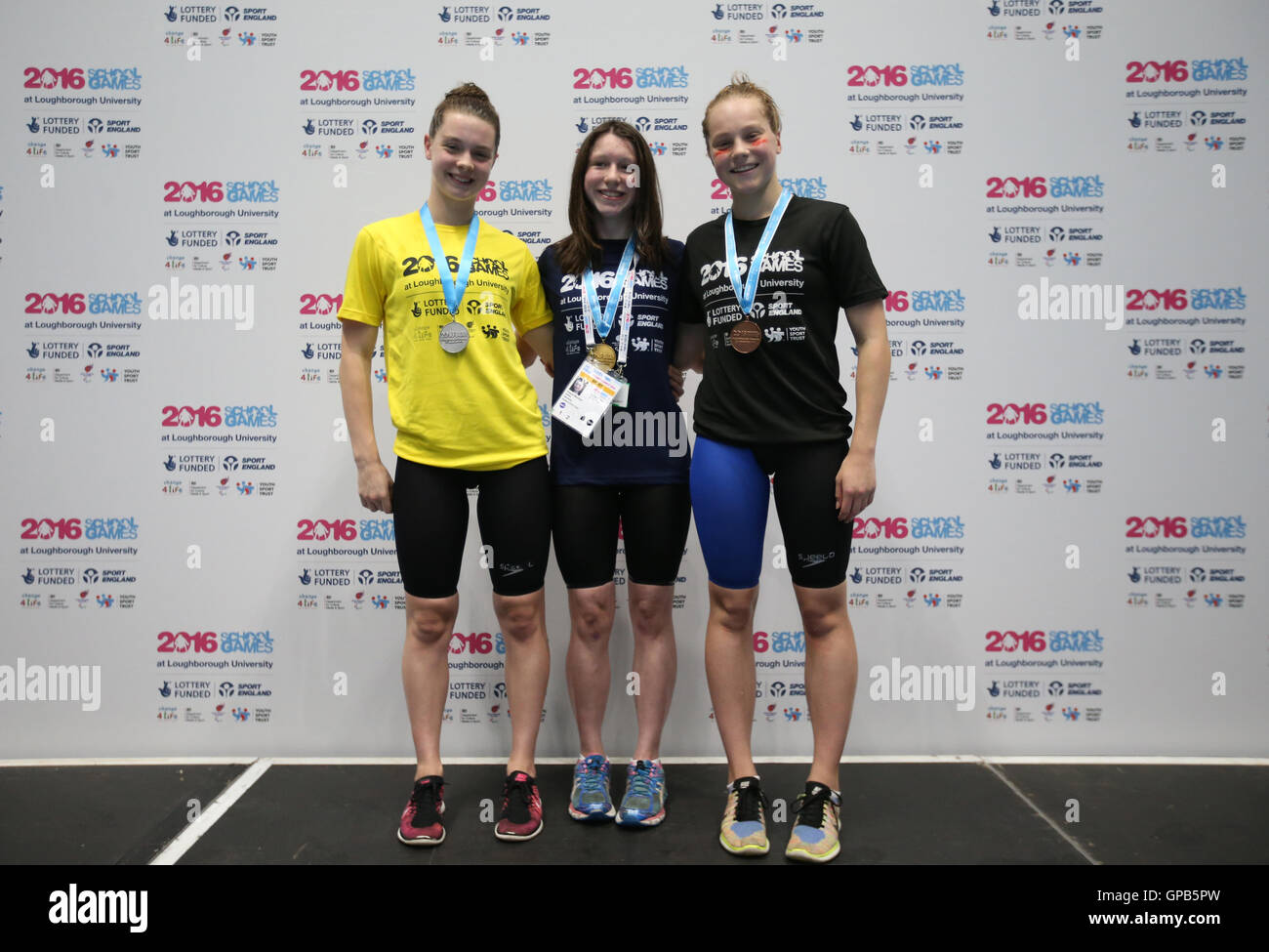 Left right caitlin hubbard hi-res stock photography and images - Alamy